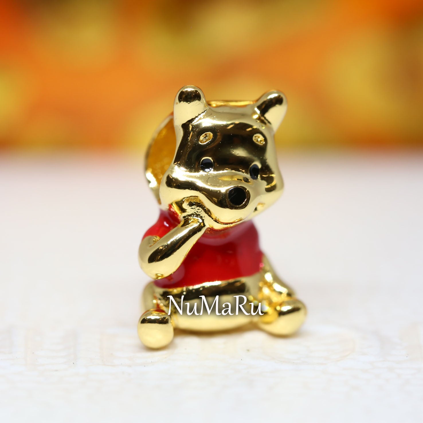 Winnie the Pooh Bear Charm 762212C01 – NUMARU