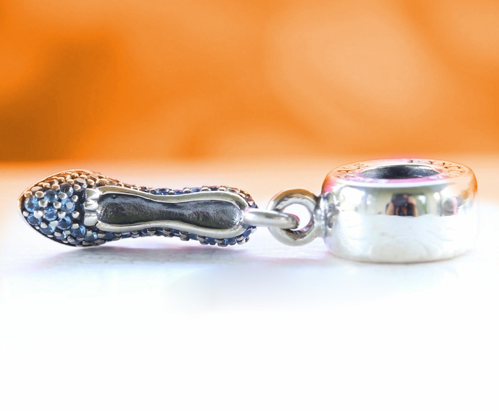 Cinderella Slipper 791470CFL Charm – NUMARU