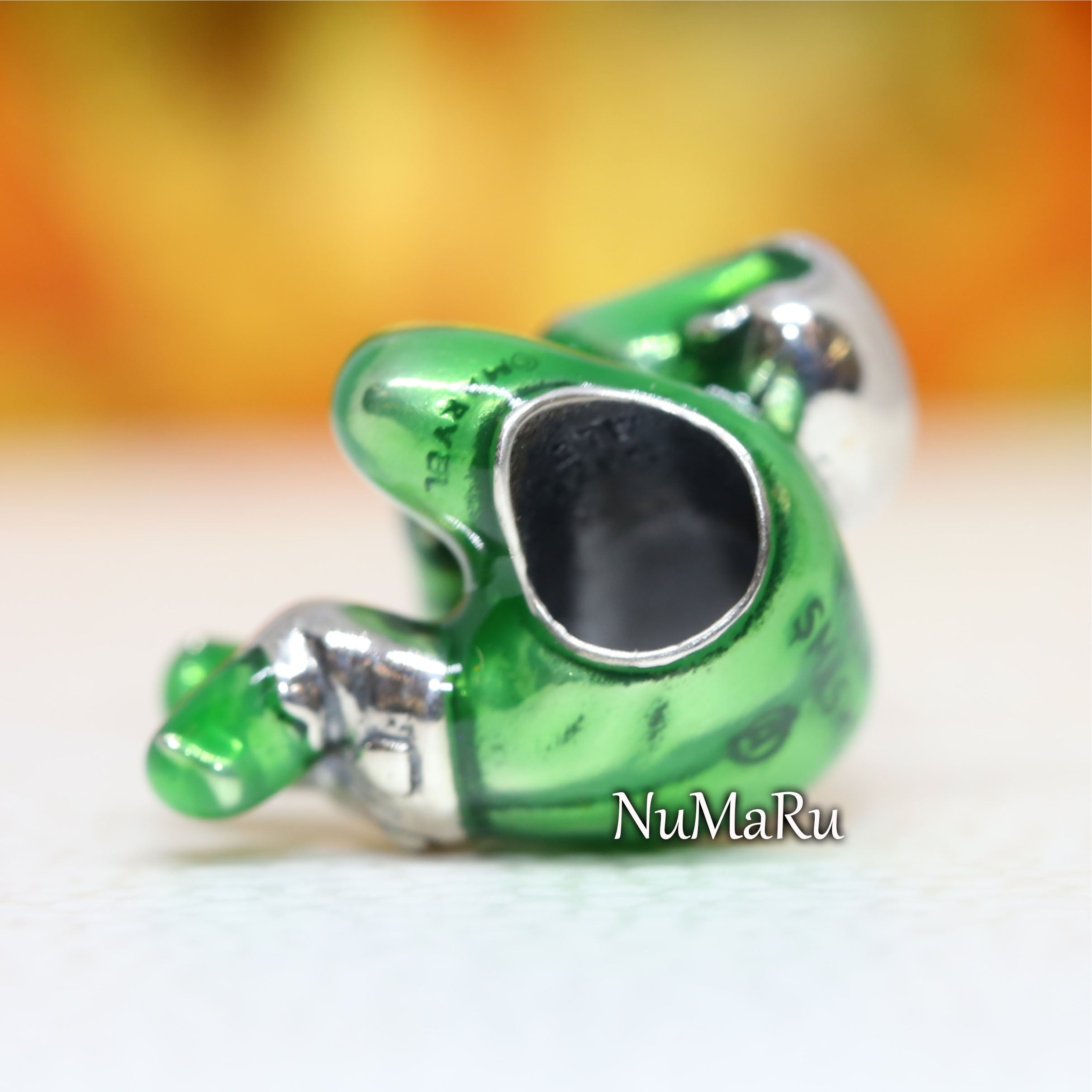 Hulk Charm 790220C01 – NUMARU