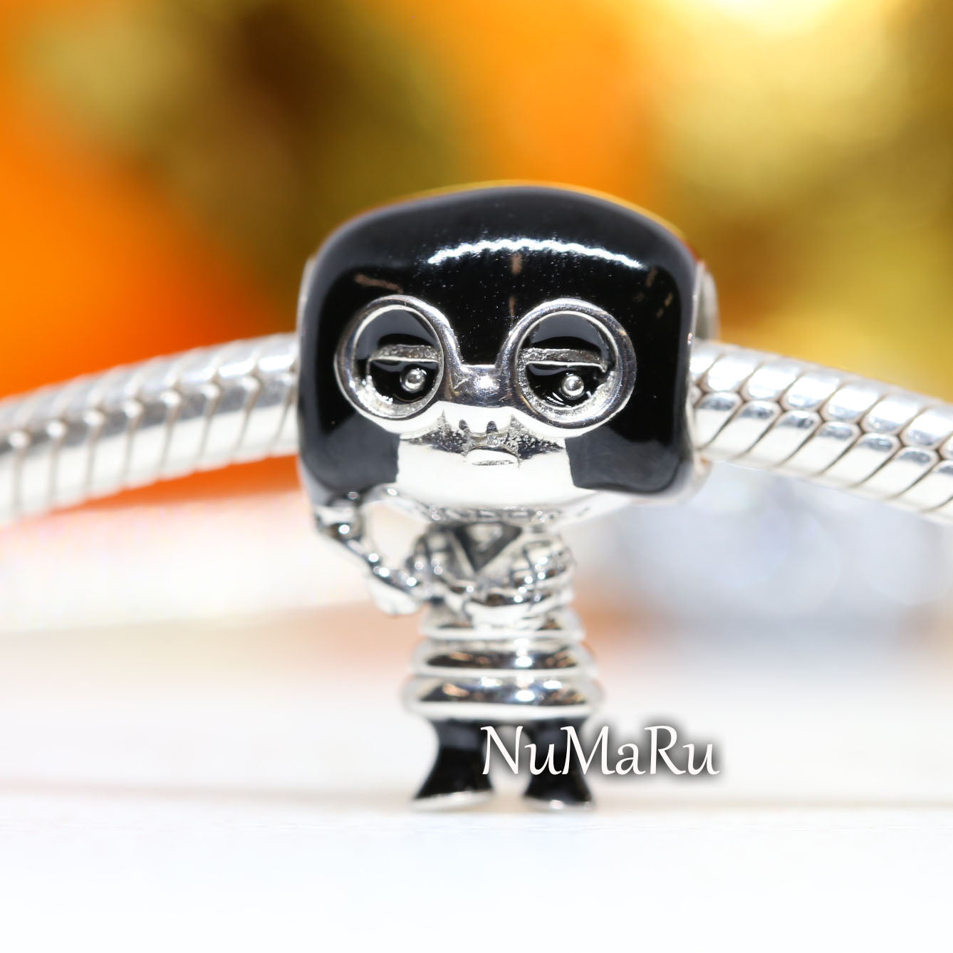 Edna Charm 792026C01 – NUMARU