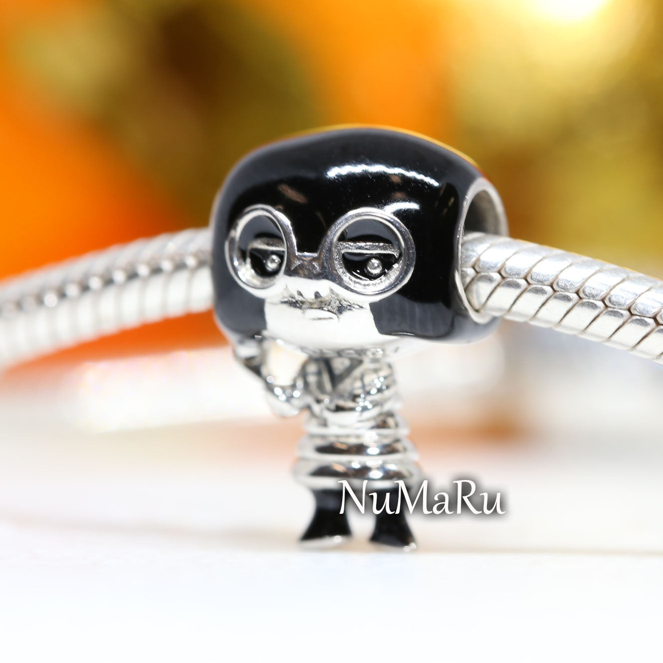 Edna Charm 792026C01 – NUMARU
