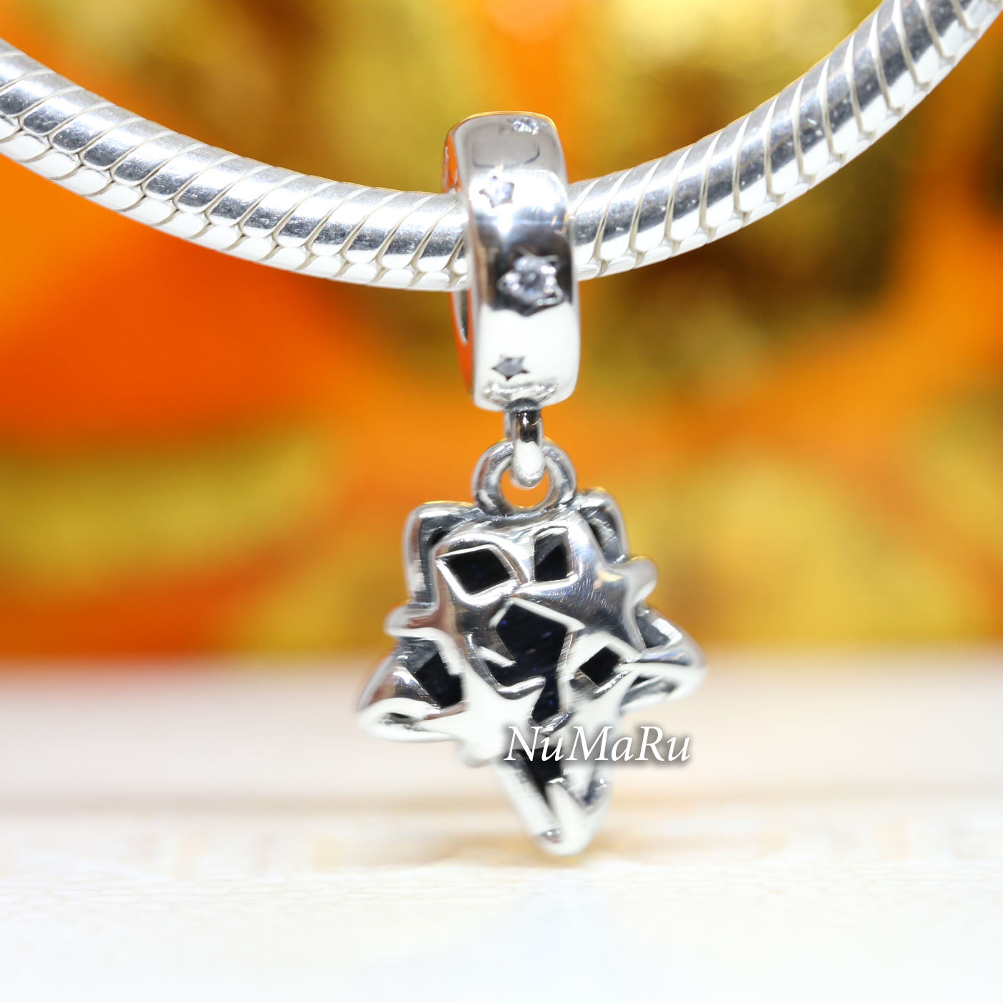 Celestial Galaxy Star Murano Charm 792368C01 – NUMARU