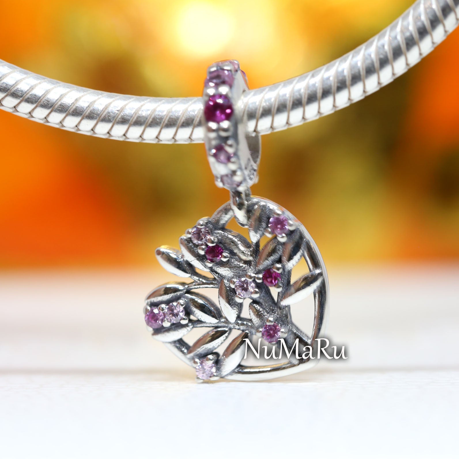 Pink Heart Family Tree Dangle Charm 799153C01 – NUMARU