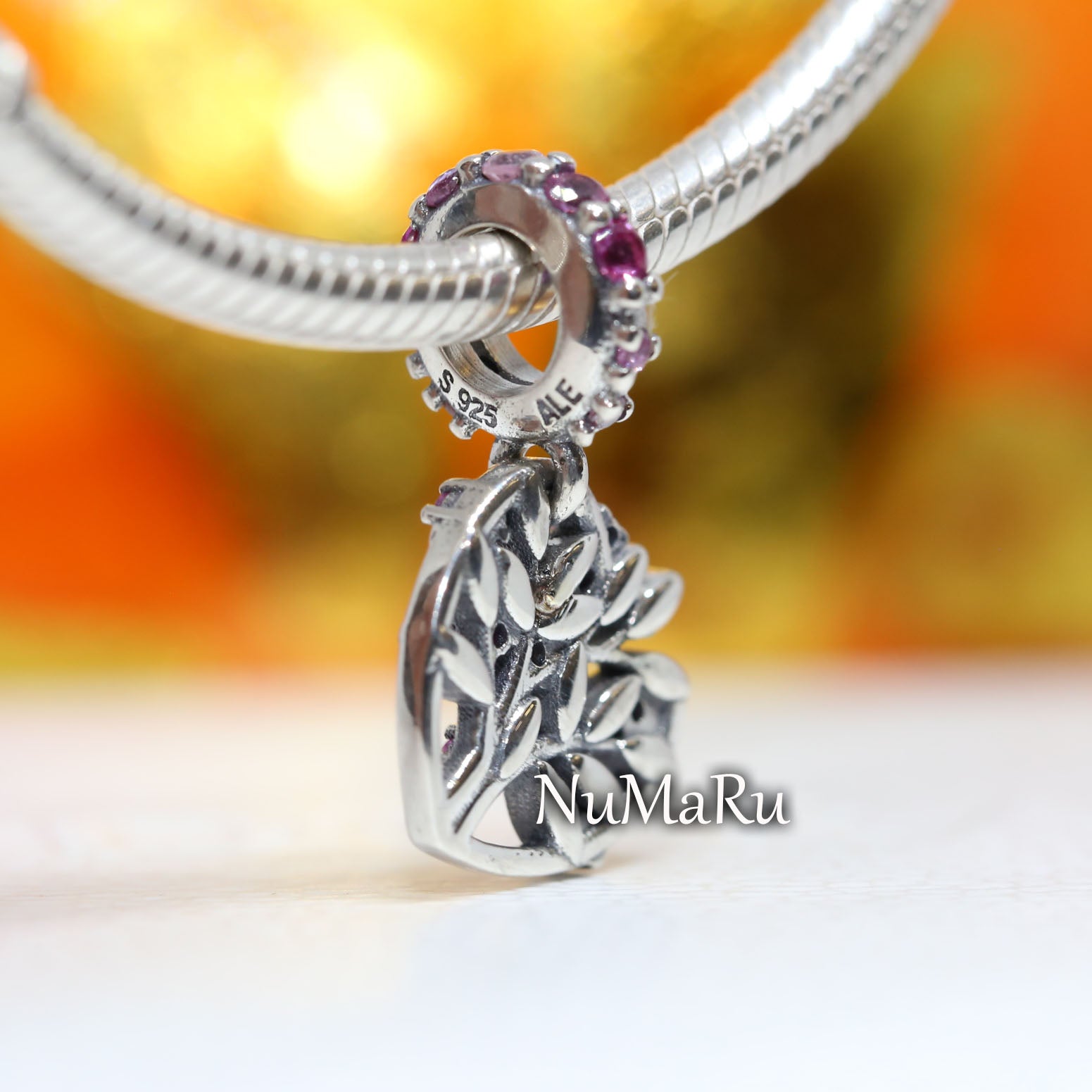 Pink Heart Family Tree Dangle Charm 799153C01 – NUMARU