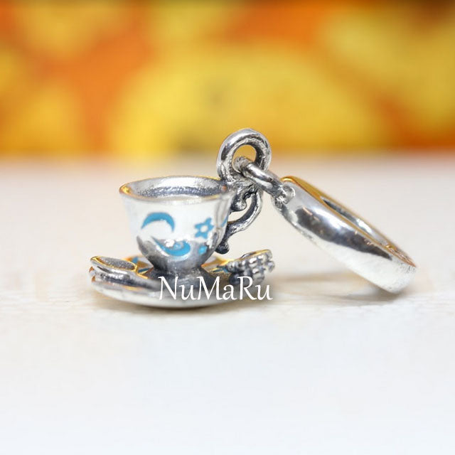 Magical Cup of Tea Dangle Charm 792207C01 – NUMARU